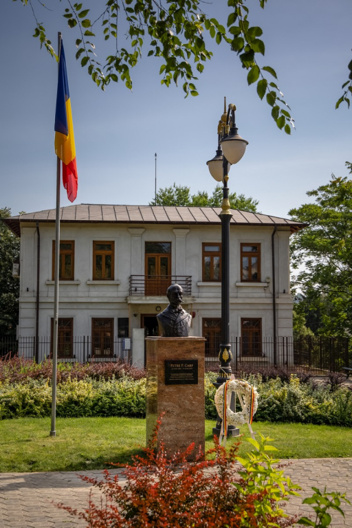 Primarul Mihai Chirica a participat la Sinagoga Merarilor, la ...