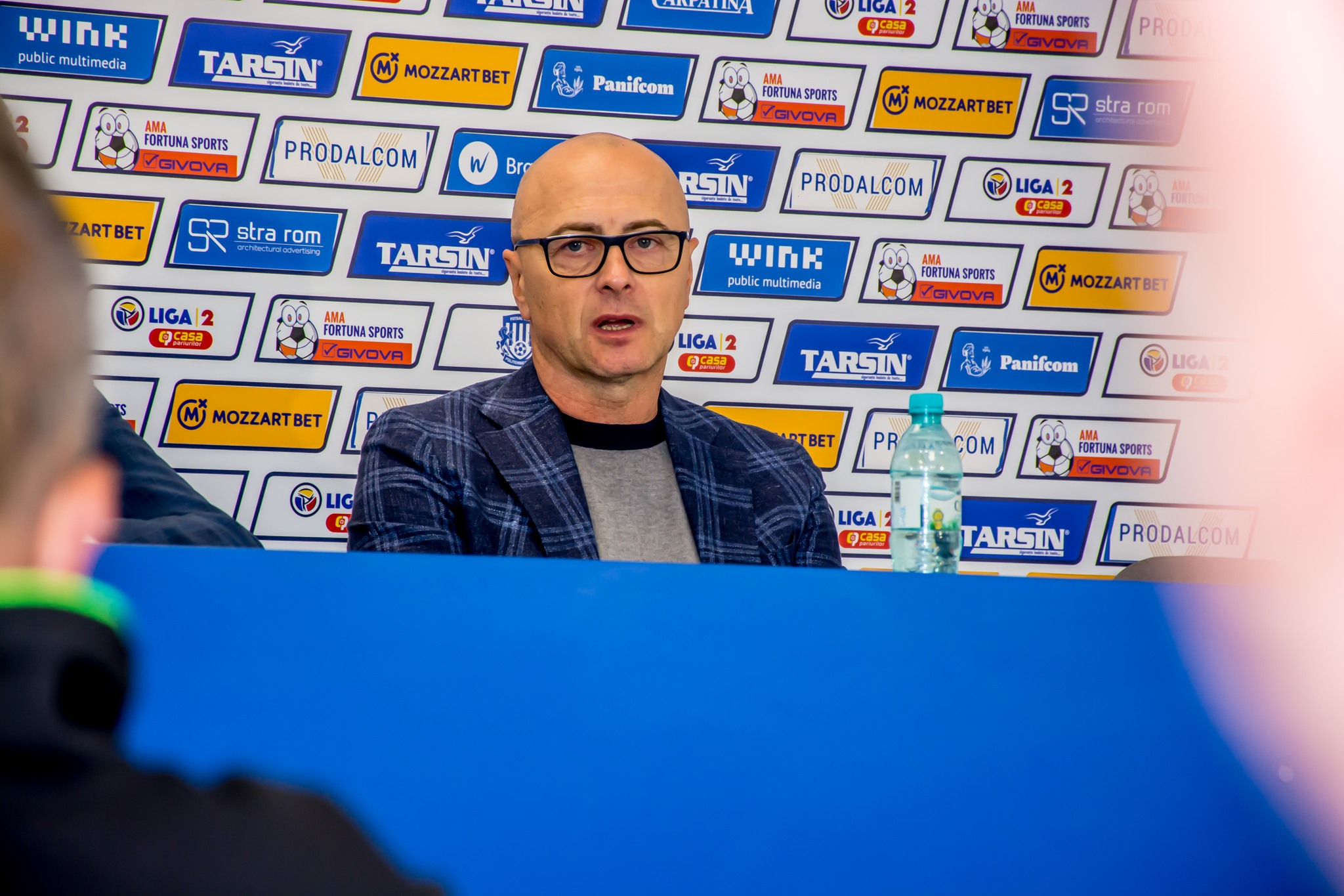 Antrenorul Leo Grozavu face apel la suporteri să vină în număr mult mai ...